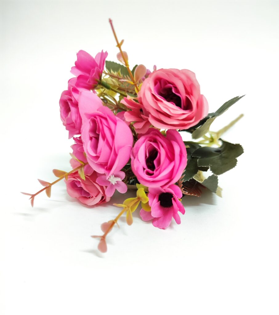 Ramo pimpollo de rosas y margaritas – Estrella